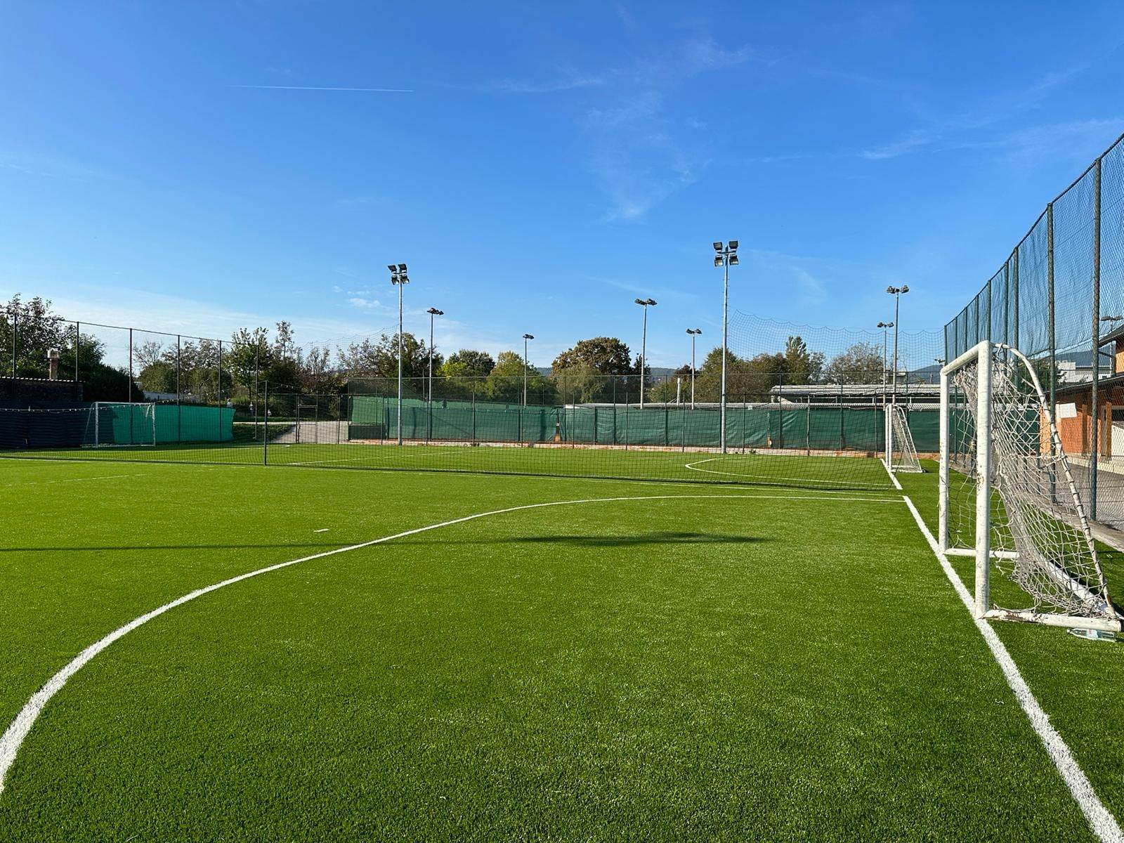 NOVA TRAVA MALONOGOMETNIH TERENA – Oranice